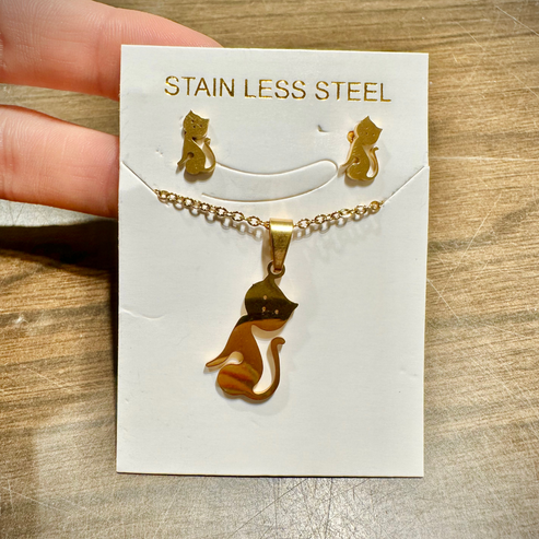 Gold Cat Necklace & Earrings Set – Luxoland
